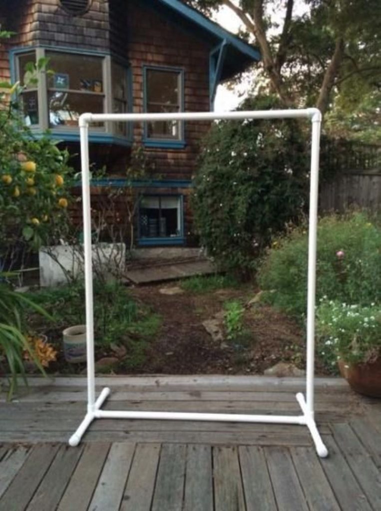 Install DIY PVC Backdrop Stand for Outdoor Photography
